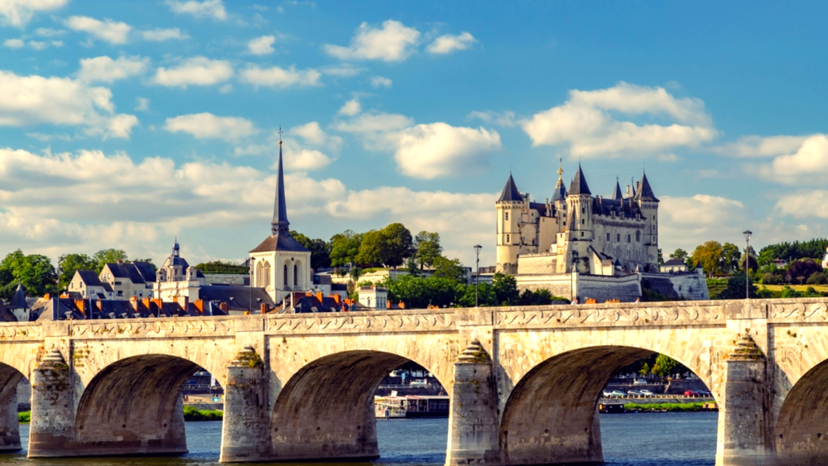 English Path | Nuevo Campus de Francés e Inglés en París - VETE ...